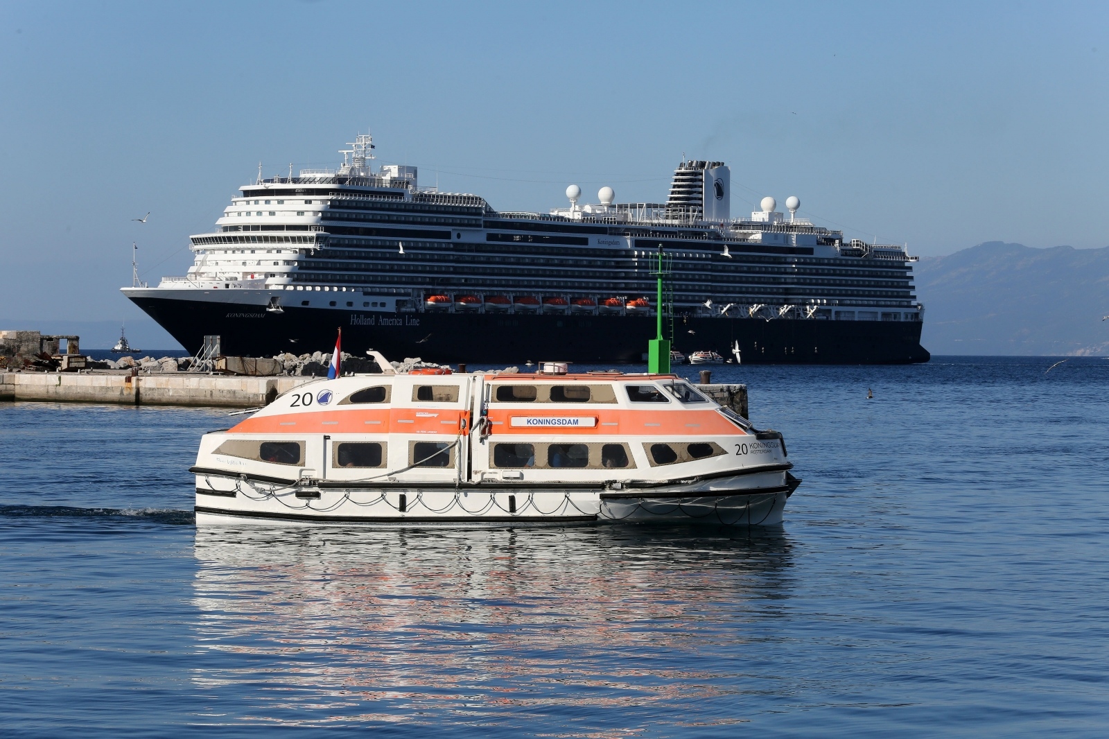 U Rijeci smo posjetili "brod iz snova": Pogledajte u čemu uživaju ...