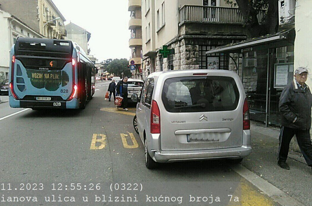 Nećete vjerovati što neki rade! Riječki prometni redari predali izvješće: Evo koji su najčešći ...