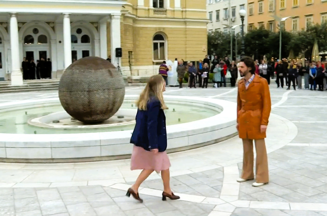 Kakva je to bila 'frka' ispred 'Zajca'?! Prolaznici se okupili i gledali u čudu, evo što se ...