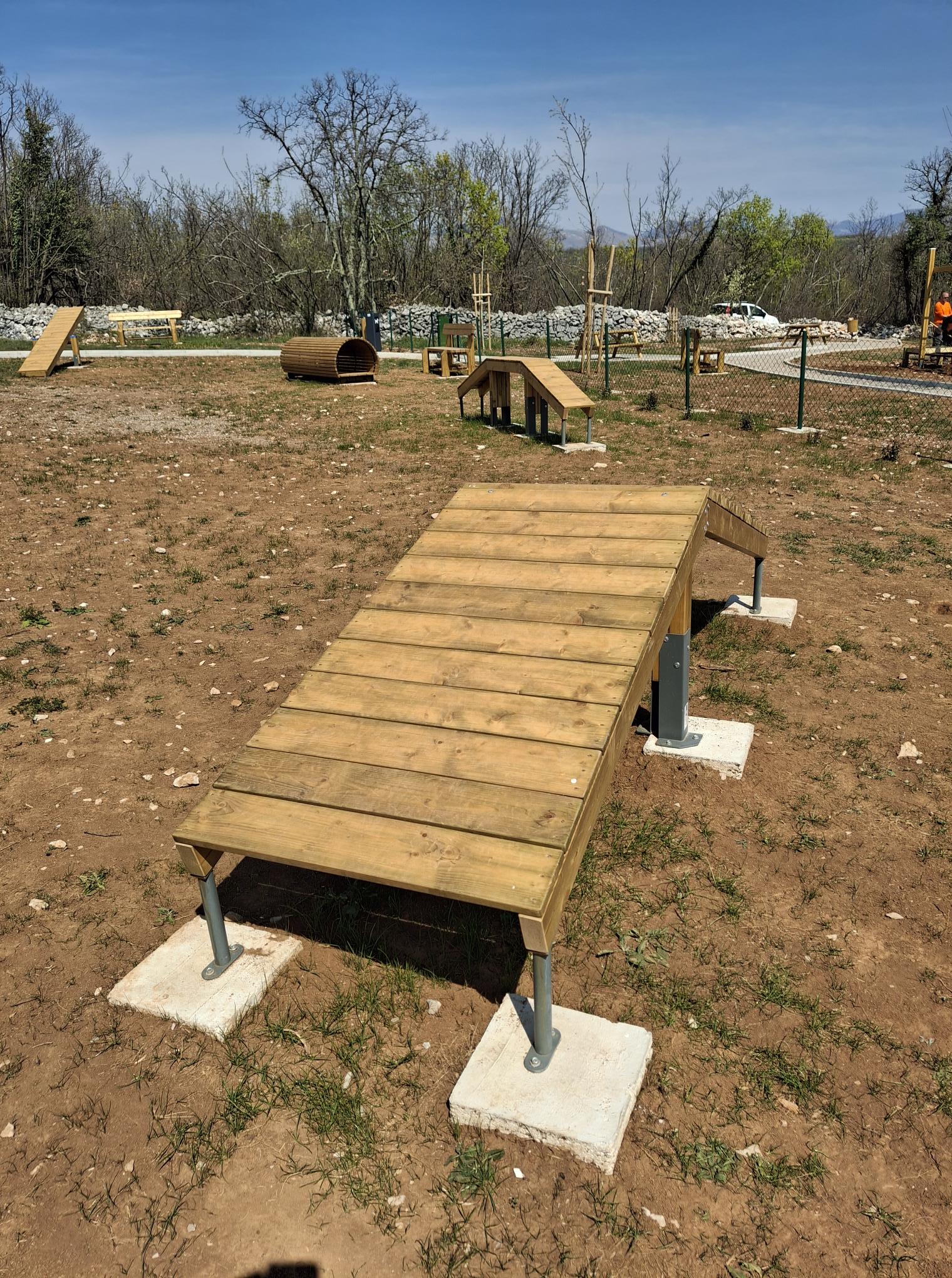 Viškovo dobilo prvi dječji zip-line, otvoren i tematski put za rekreaciju i šetnju pasa | Riportal