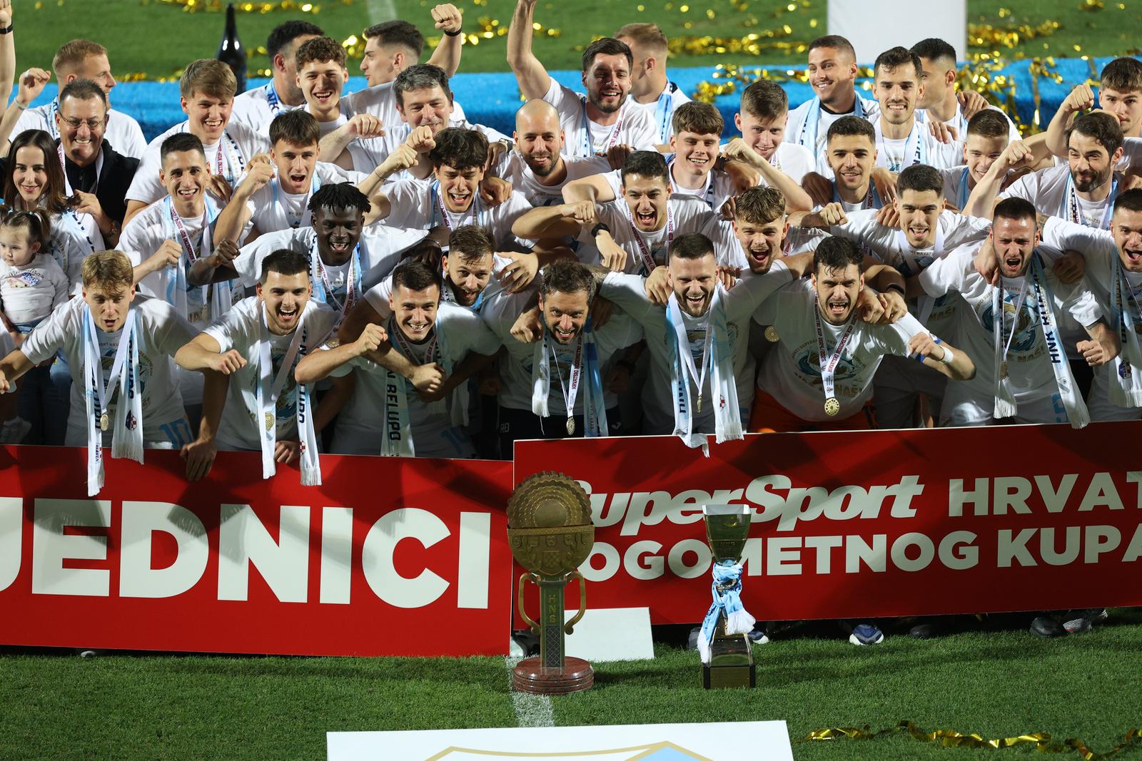 RIJEKA OSVOJILA RABUZINOVO SUNCE: Pogledajte fotografije dodjele važa i ...